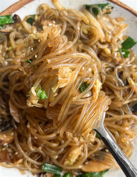 Chinese Napa Cabbage And Mushroom Glass Noodle Stir Fry Winnies Kitchen