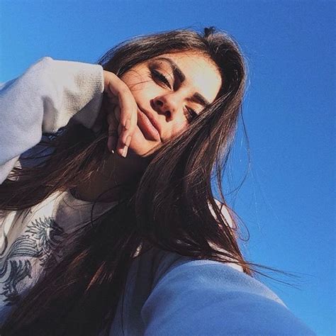 Ig Ellakatzz Selfies Poses Selfie Ideas Instagram Selfie Poses