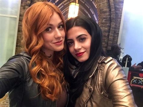 Pin De Nisa Nur YÜksel Em Shadowhunters Em 2020 Série Shadowhunters Instrumentos Mortais Garotas