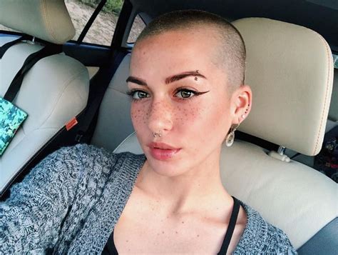 Short Girls Short Hair Styles Chelsea Nose Ring Lovely Lady Fashion Bob Styles Moda