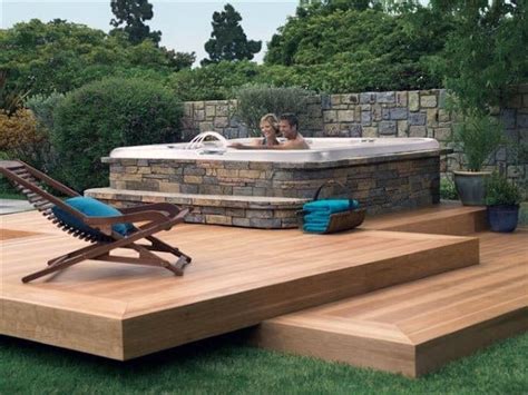 Design The Perfect Hot Tub Deck For Ultimate Relaxation
