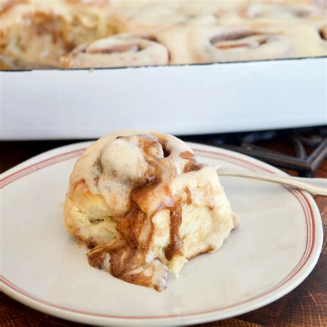 Ooey Gooey Cinnamon Rolls With Cream Cheese Frosting The Fresh Cooky