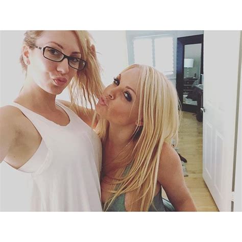 Brett Rossi Torna Al Porno Foto Sportmediaset