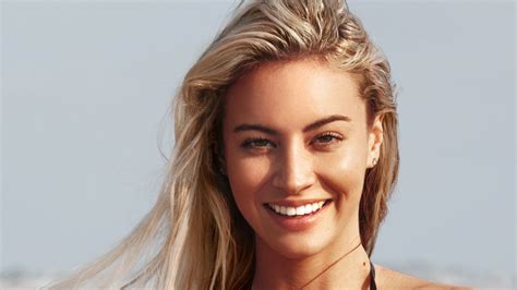 Beaming Bryana Holly Shows Off Her Curves In Sexy Revealing Swimsuit Ahead Of Her 30th Birthday