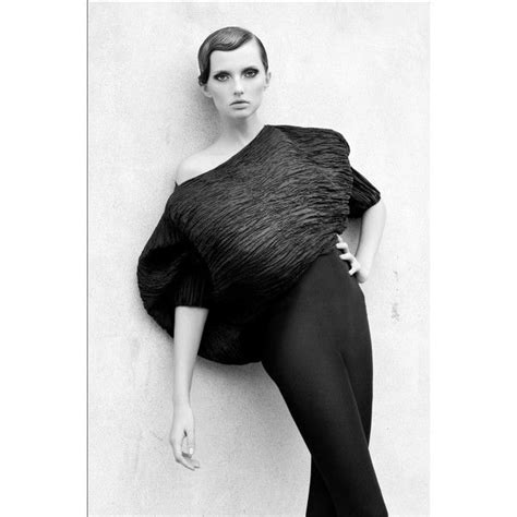 Veronika V Newfaces S Model Of The Week And Daily Duo Clothes Design Fashion