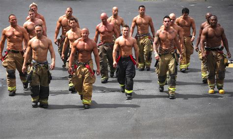 Someone Light A Fire Hot Men Hot Guys Hot Firefighters Firefighter Calendar K Om Street