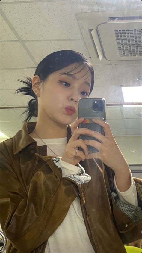 Rothy 강주희 에 있는 sing key님의 핀