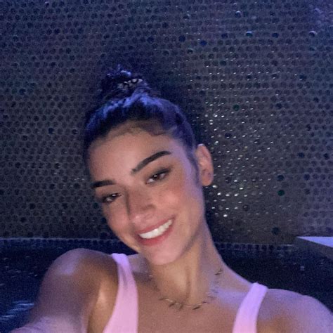 Dixie Damelio 🖤 On Instagram Selfie” Dixie Famous Girls Pretty People