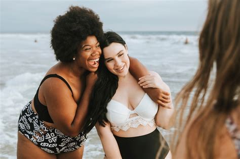 Premium Photo Cheerful Beautiful Plus Size Women At The Beach