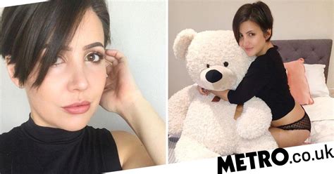 Masturbation Should Be Taught At Schools Says Sex Writer Metro News