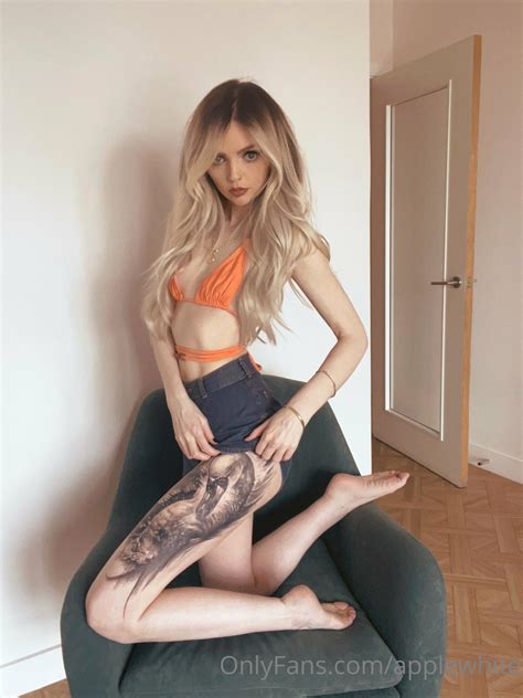 Applewhite Nude Onlyfans Leaks 5 Photos Thefappening