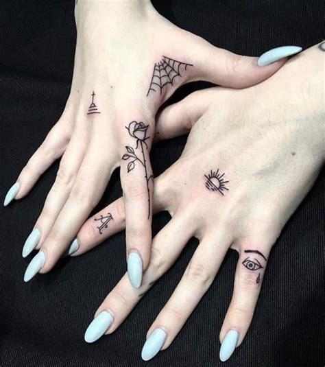 20 Delightfully Beautiful Small Hand Tattoos For Women Blush