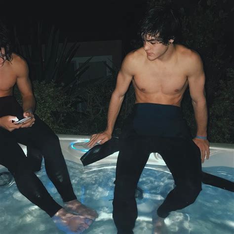 Ethan And Grayson Dolan Ethan Dolan Twin Tuesday Social Media Books Dollan Twins E 3 Twin