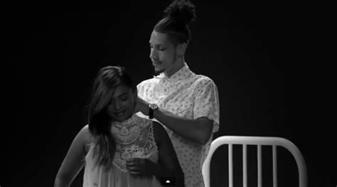 What Happens When 20 Strangers Are Asked To Undress Each Other And Get In Bed Artfido
