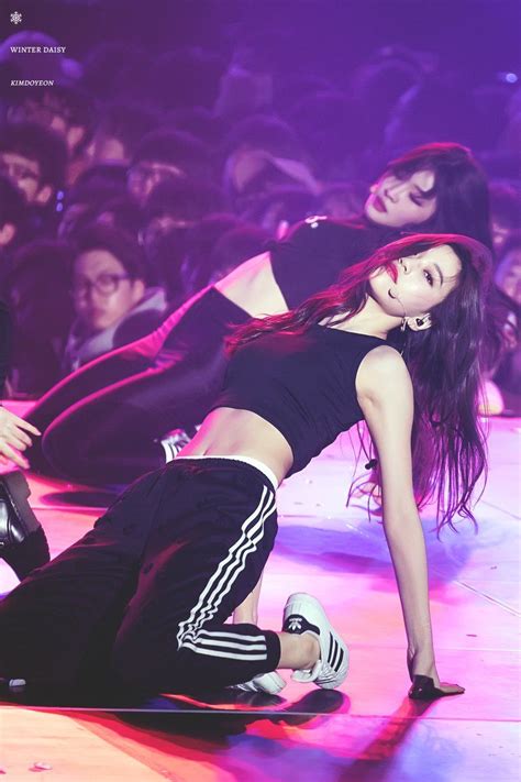 Here Are 20 Female K Pop Idols Showing Off Their Incredible Abs In Crop Tops Koreaboo