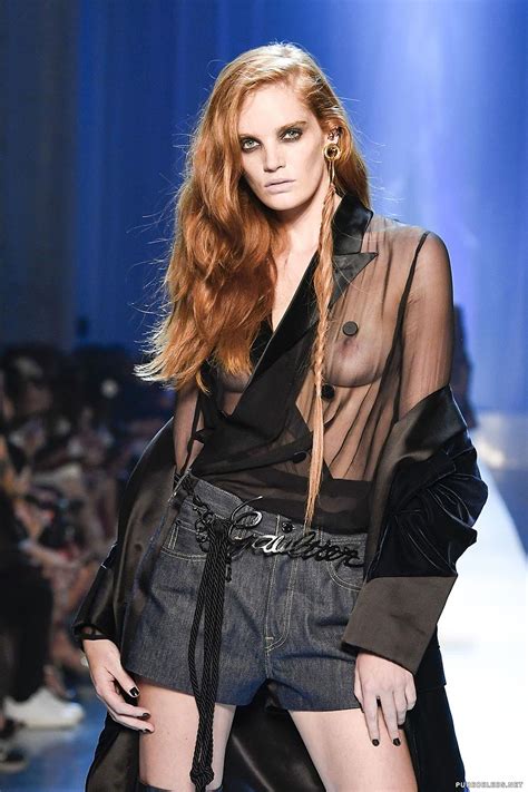 Alexina Graham Nude Rare Redhead Victorias Secret Angel Scandal Planet