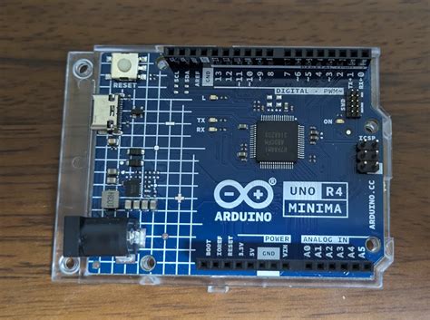 最新のarduino uno r4 minimaを開封レビュー！ 電気屋ときどき何でも屋～せでぃあのブログ～