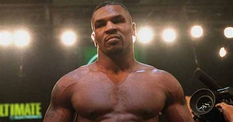 La Puños De Mike Tyson Campeon Mundial A Temprana Edad
