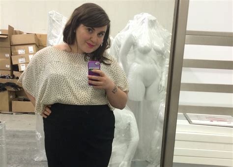 11 Reasons To Love Your Saggy Boobs Just As They Are — No Matter How Un Perky That Might Be