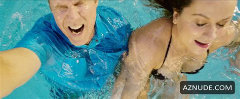 AMY POEHLER Nude AZnude