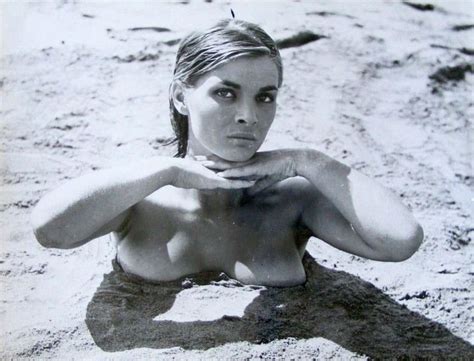 Naked Scilla Gabel In Mill Of The Stone Women