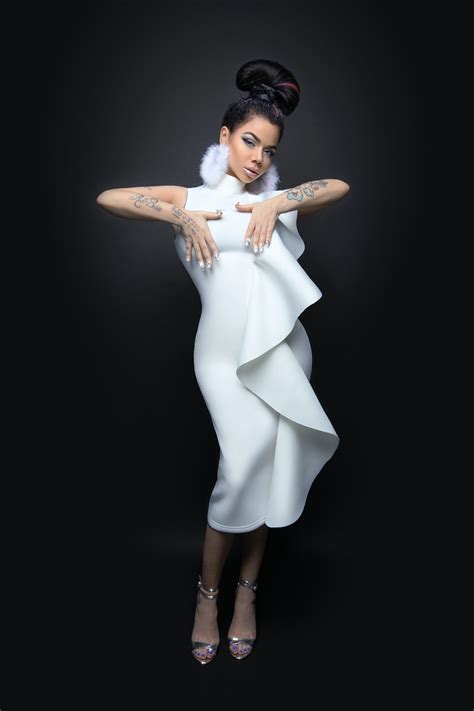 BIANKA Official Site Photoshoots