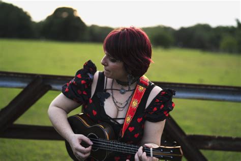Hire Raina Rae Singersongwriter In Portland Oregon