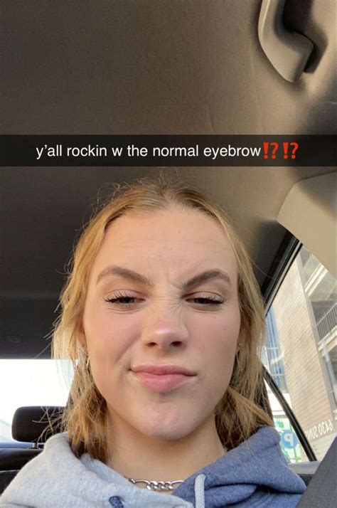 Pin By L On Anna Shumate Anna Banana Snapchat Selfies Rockin