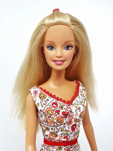 Barbie Play All Day Teacher And Classroom Set Mattel 2007 Barbie Barbie Fashion Barbie 2000