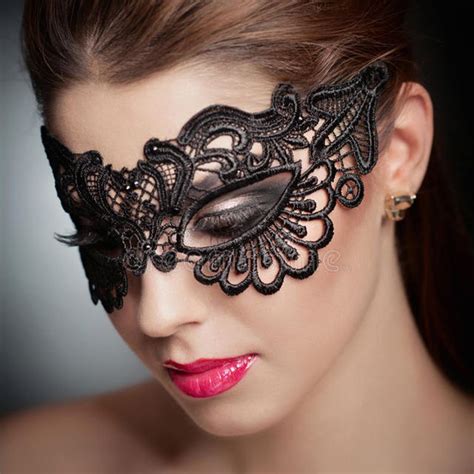 Sexy Lace Mask Masquerade Halloween Party Women Eye Masks Masked Ball Cosplay Masque Venetian