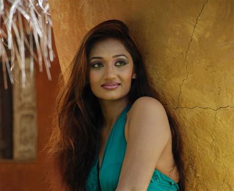 Sri Lankan Taste Fashion Magazine Upeksha Swarnamali The Gorgeous Sl Actress Again
