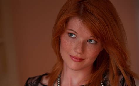 Free Download Hd Wallpaper Womans Red Hair Mia Sollis Women Redhead Face Looking Up
