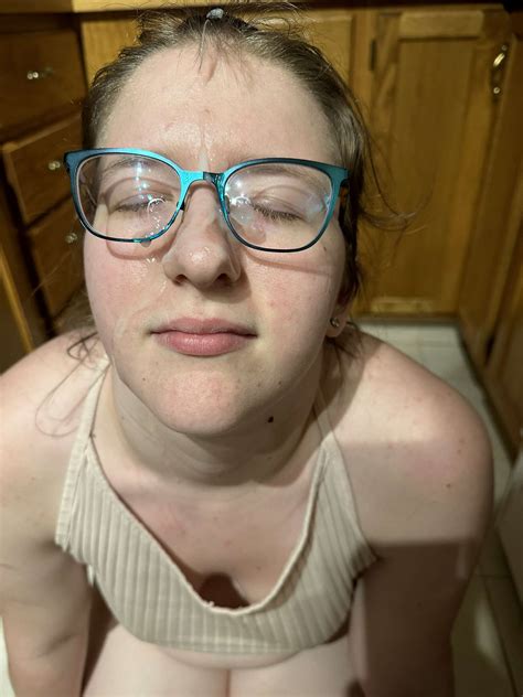 F How Do I Look With Cum On My Face R Minnesotahorny