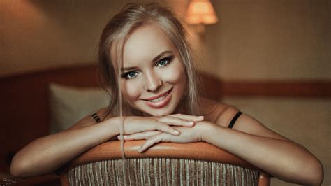 Wallpaper Face Women Blonde Long Hair Smiling Fashion Person Skin Head Supermodel