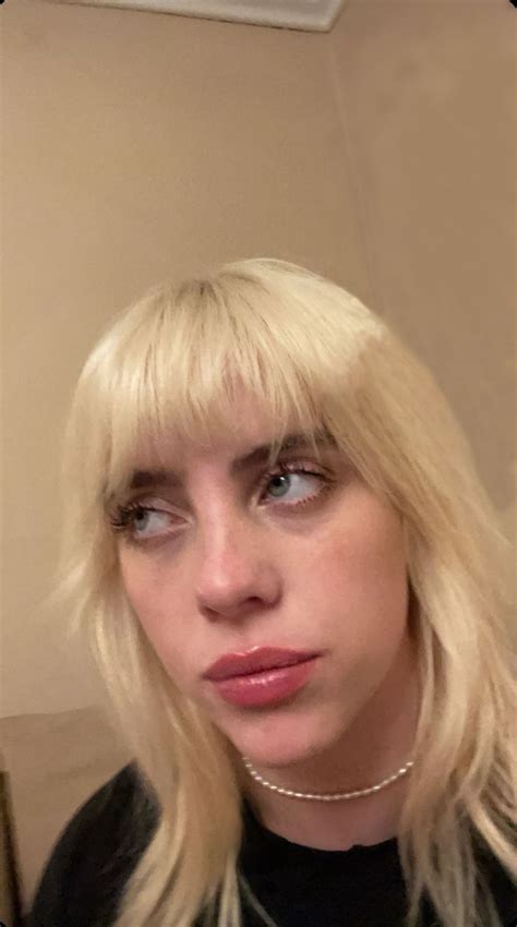 Billie Eilish Kylie Jenner Look Me As A Girlfriend Lauren Jauregui Female Singers Queen