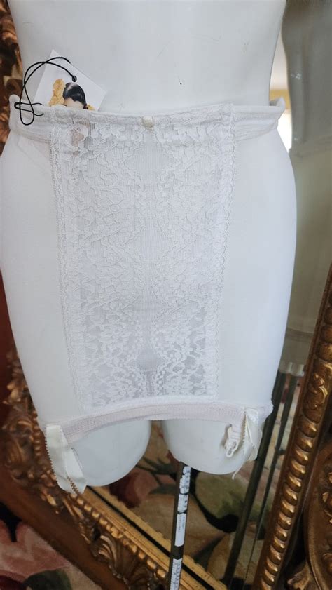 Vintage Open Bottom Girdle Gem