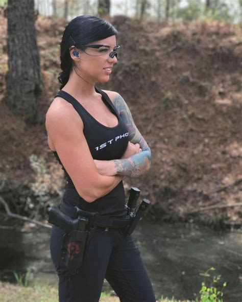 Alex Zedra Model And Professional Shooter 💛💙💚💖💗💟 💜 Alexzedra Alex Zedra Hunting Girls Idf Women