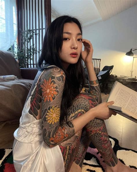 Tattoed Women Tattoed Girls Japanese Dragon Tattoos Japanese Sleeve Tattoos Male Models