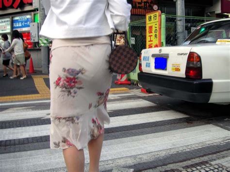 New Great Photos Of Visible Pantylines