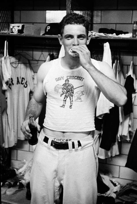 Photos Of Pro Baseball Players In Locker Rooms In The 40s 50s 60s
