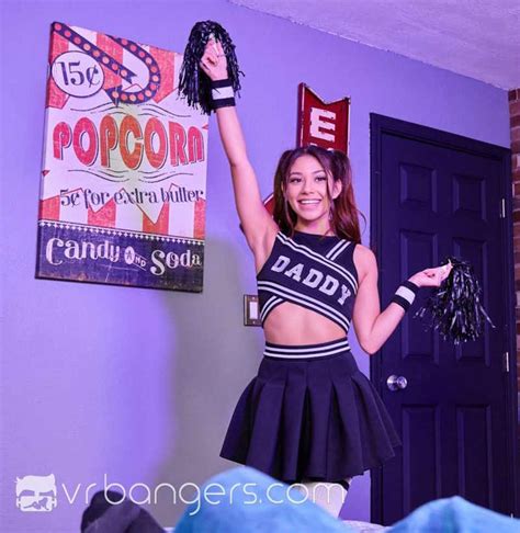 Xxlayna Marie Vr Porn Cheerleader Vr Bangers