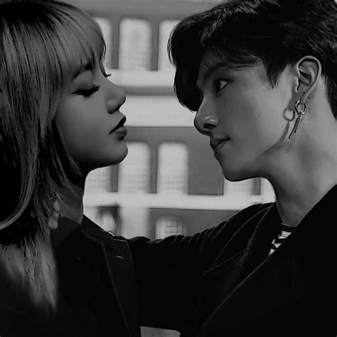 Foto Jungkook Sama Lisa 110 Lizkook Ideas Blackpink And Bts Kpop Couples Bts Girl Book 1 I