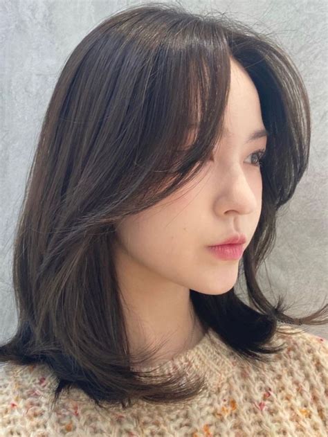 How To Cut And Style The Trendiest Korean Side Bangs Artofit