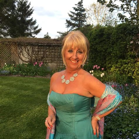 Glamgirlgillian Is 57 Older Women For Sex In Sandy Sex With Older Women In Sandy Contact