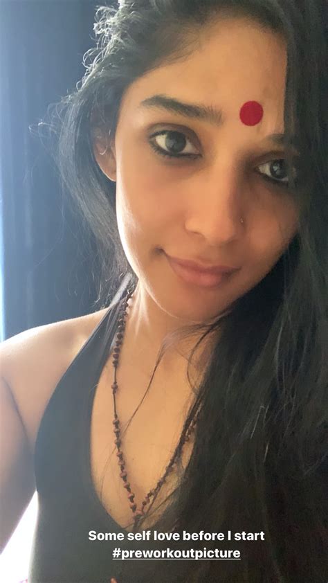 Nyla Usha 🔥🔥 No Exposing But Still This Looks So Sexy Rmallubabes