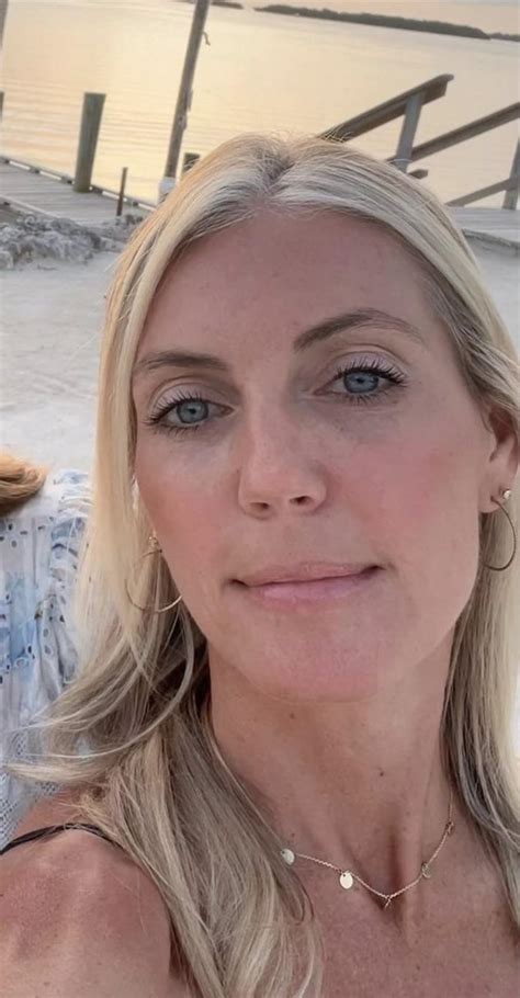 Hot Mom R Sarahbaeumler