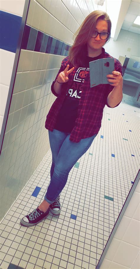 Out Here Taking Super Classy Public Bathroom Selfies Like A Myspace Pro Felt Cute Might Start