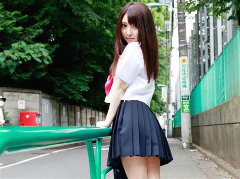 Pure Japanese School Girl With The Beat On The Streets Wallpaper 09 Preview