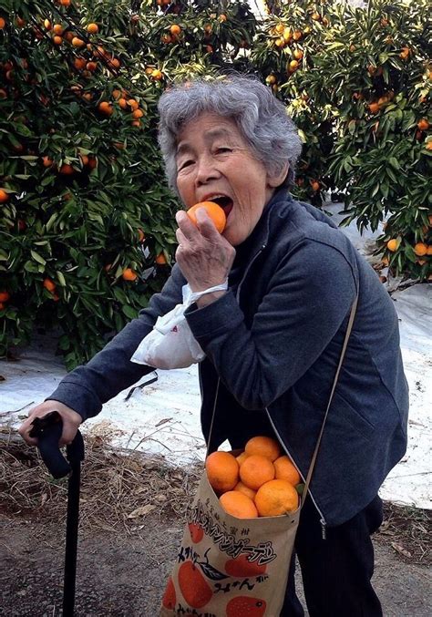 Ever Since This 90 Year Old Japanese Grandma Discovered Photography She Cant Stop Taking