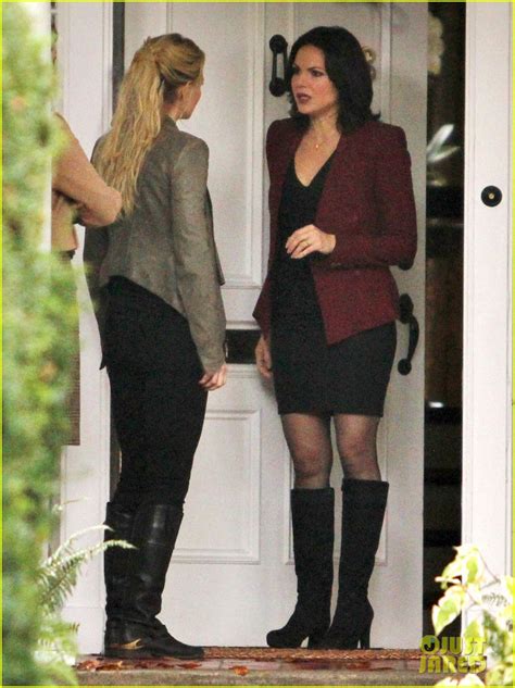 Josh Dallas Protects Ginnifer Goodwin On Once Upon A Time Set Photo 2749355 Ginnifer